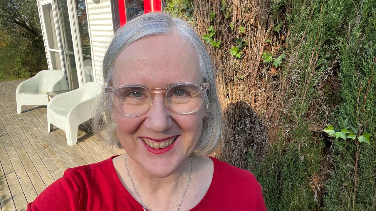 Poetry Writing Getaway Warragul Victoria - Sue Ellson
